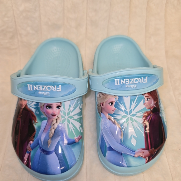 CROCS | Shoes | Crocs Frozen Ii Kids Clogs Light Blue | Poshmark